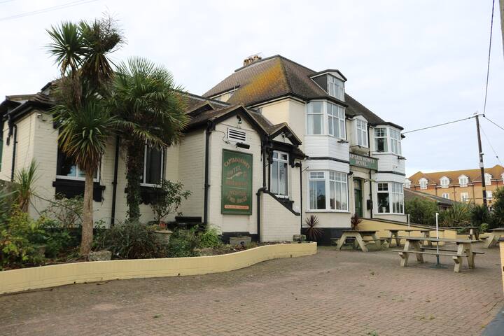 Captain Howey Hotel - Single Room - Dymchurch