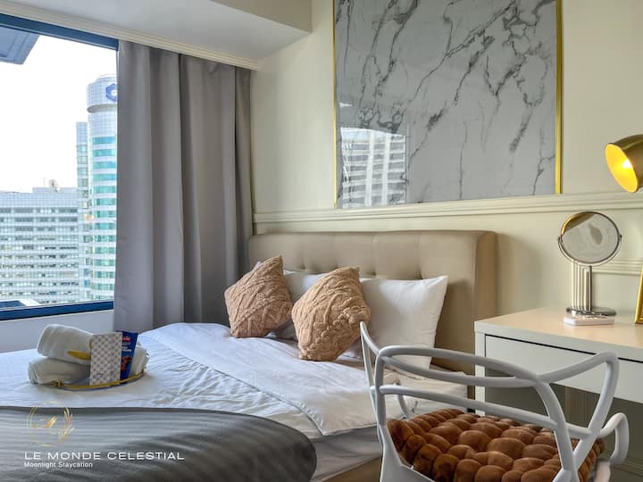 Le Monde Celestial By Moonlight / Air Residences - Makati