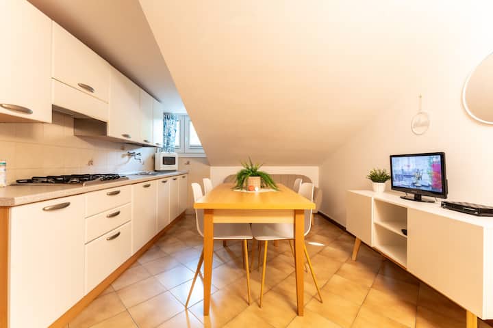 Mansarda6, Bafile241, Adria Holiday, Max5pax - Lido de Jesolo