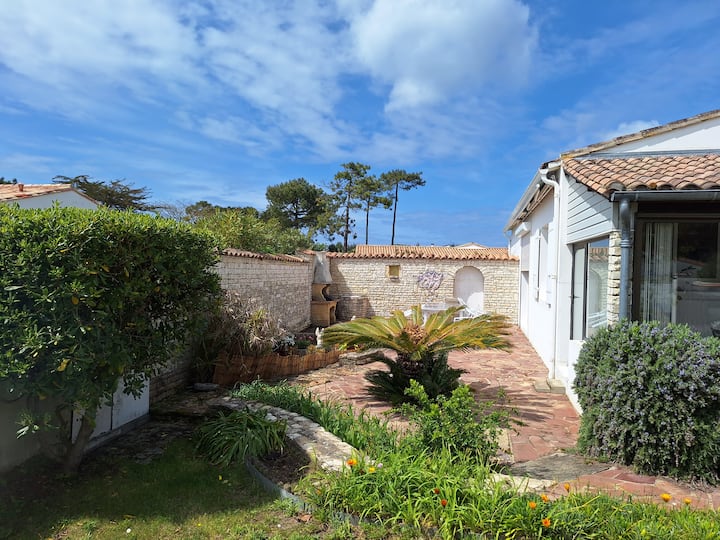 Le Ballant : Villa De Plain-pied Jardin Et Parking - La Couarde-sur-Mer