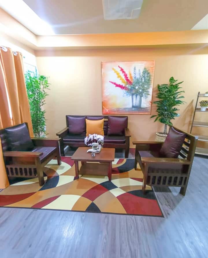 Family Condo W/ Free Parking & Fast Wifi In Nuvali - Calamba