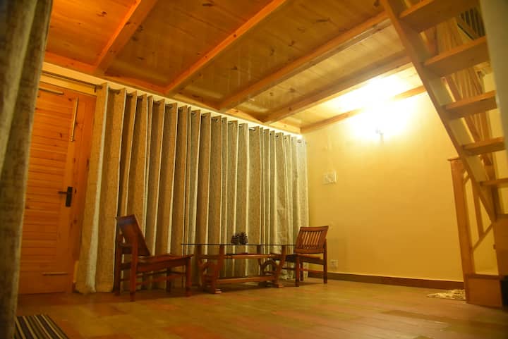 Pine House Home Stay - Almora