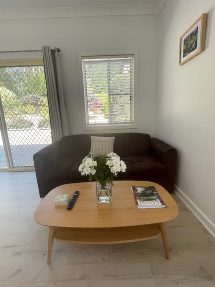 Corona Cottage - A Private Oasis - Tuggerah