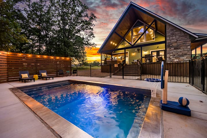 Insta-worthy Cabin W/heated Pool*hot Tub*arcade - Broken Bow, OK