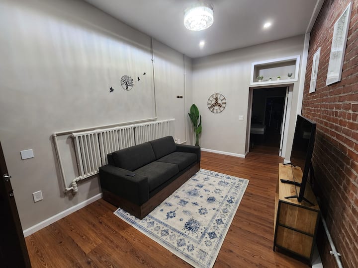 New Modern Apartment In The Heart Of West Reading - Reading, PA