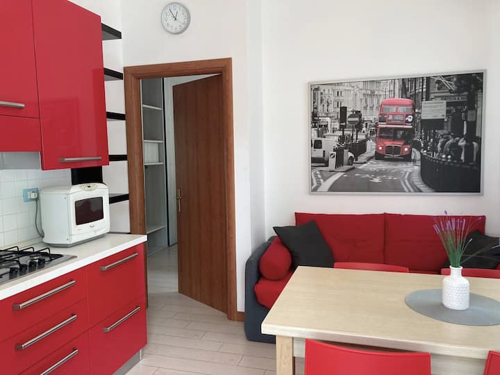 Dl7 E 8 Adria Holiday - Piazza Brescia - Max 3 Pax - Jesolo