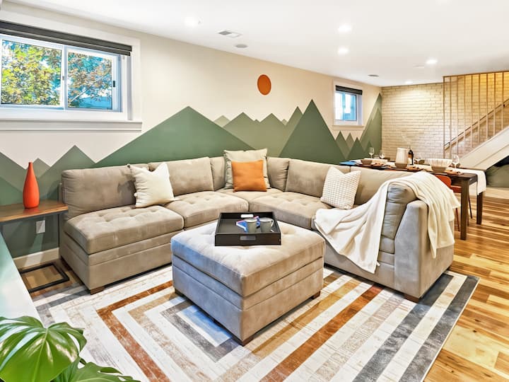 Quiet, Cozy, Modern Private Master King Suite - Littleton, CO