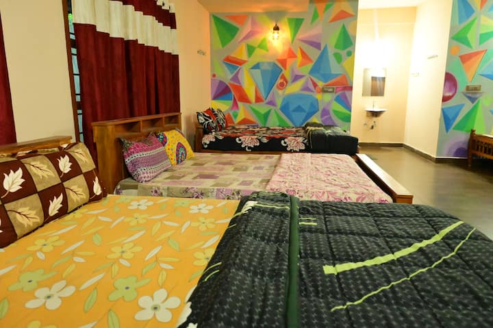 Delightful Homestay: Ten Bed Room - Sringeri