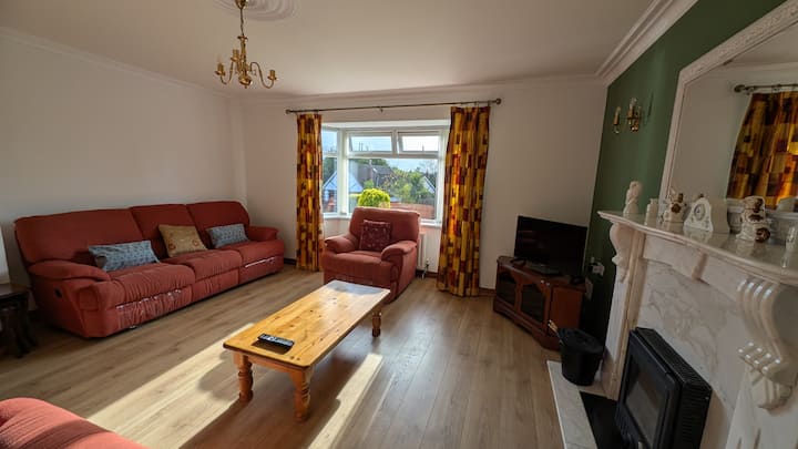 Spacious Family Bungalow Omagh - County Donegal
