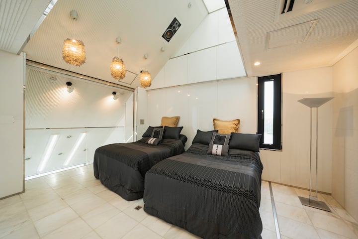 120m² Art Room, 30s To Shops. Perfect For Trips. - Takamatsu