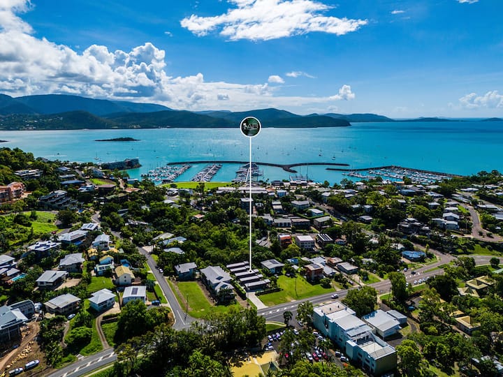 Airlie Bungalows B4 - Tropical Retreat - Airlie Beach