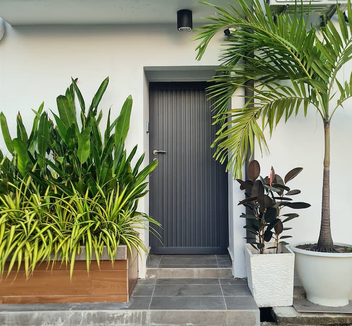 [New] Backlane Elegance 5pax Near Jonker 800m - Malacca