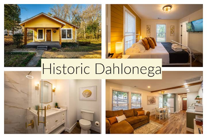 Dahlonega 2br Cottage -Walk To Town Square! - Dahlonega, GA