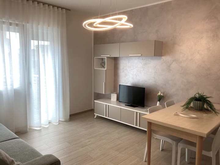 Trilo Vi20 Vicenza, Piazza Brescia, Adria Holiday - Jesolo