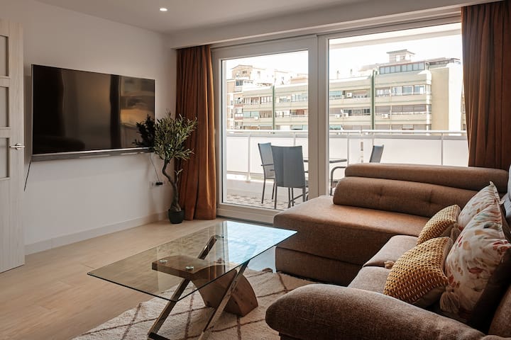 Central Malaga -Steps From Beach & Historic Center - Málaga