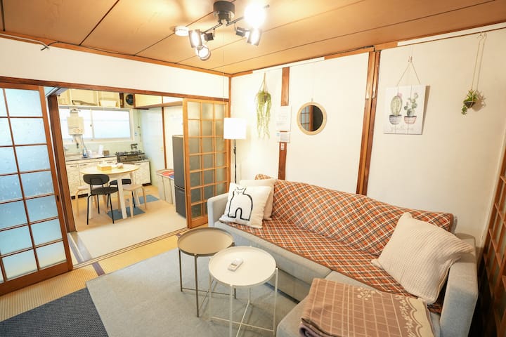 一軒家貸切|大阪の観光に便利な立地|松屋町駅から徒歩4分・心斎橋駅まで2分|wifi - Umeda