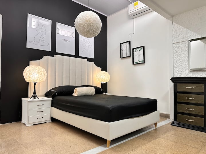 Group Stay 21 Guests, Estadio, La 70. Wifi 900 Mb - Medellín