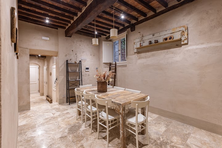 Truffle House Tuscany Magnatum Pico - Montepulciano