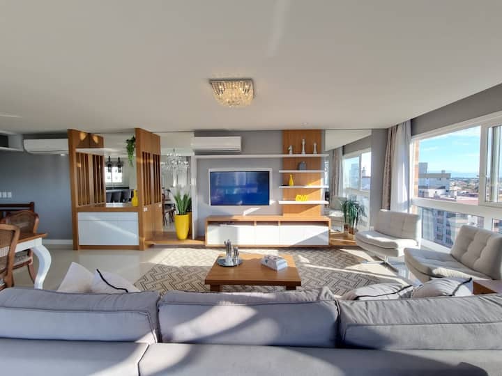 Adorável Apartamento De 4 Quartos - Capão da Canoa