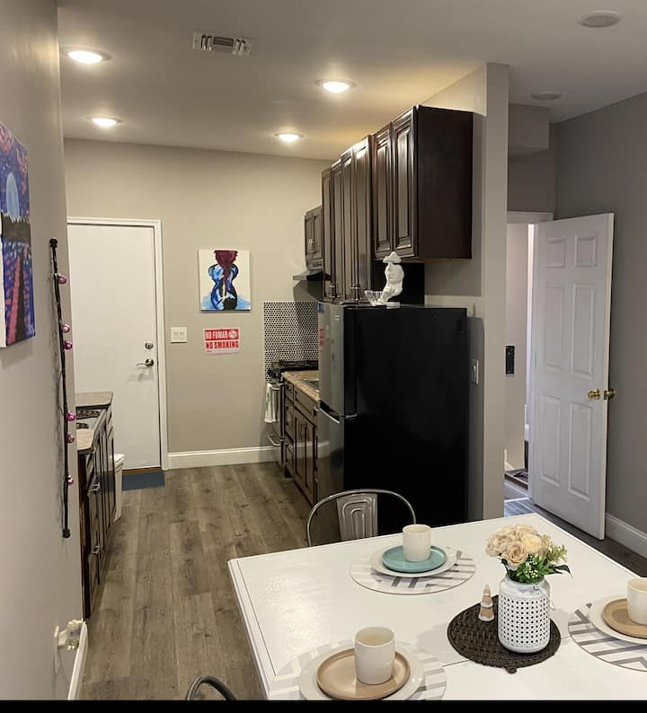 Cozy  Apt Near Newark Airport Wi Fi  Free Parking - Staten Island, NY