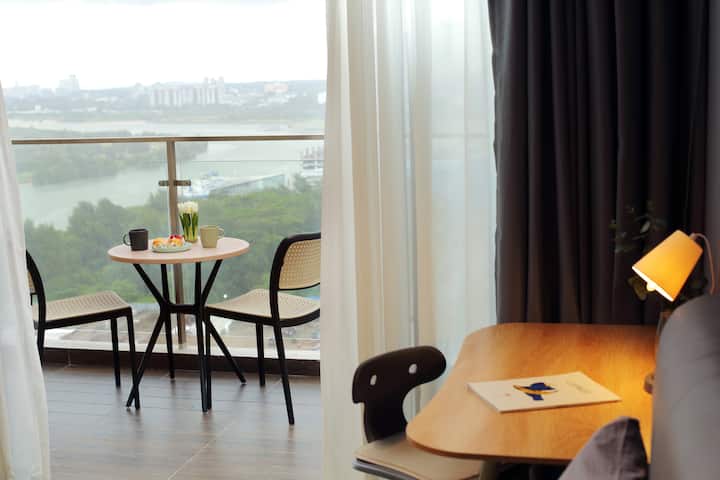 Danga Bay 3br Urban Oasis | 200m -> Beach - 新加坡