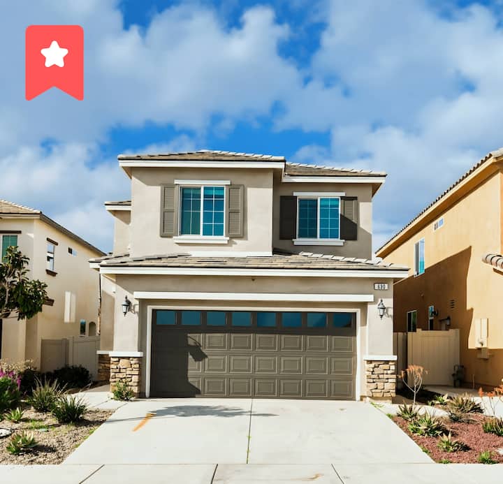 Chic 4br/3ba In Gated Rialto Home E#41339 - San Bernardino, CA