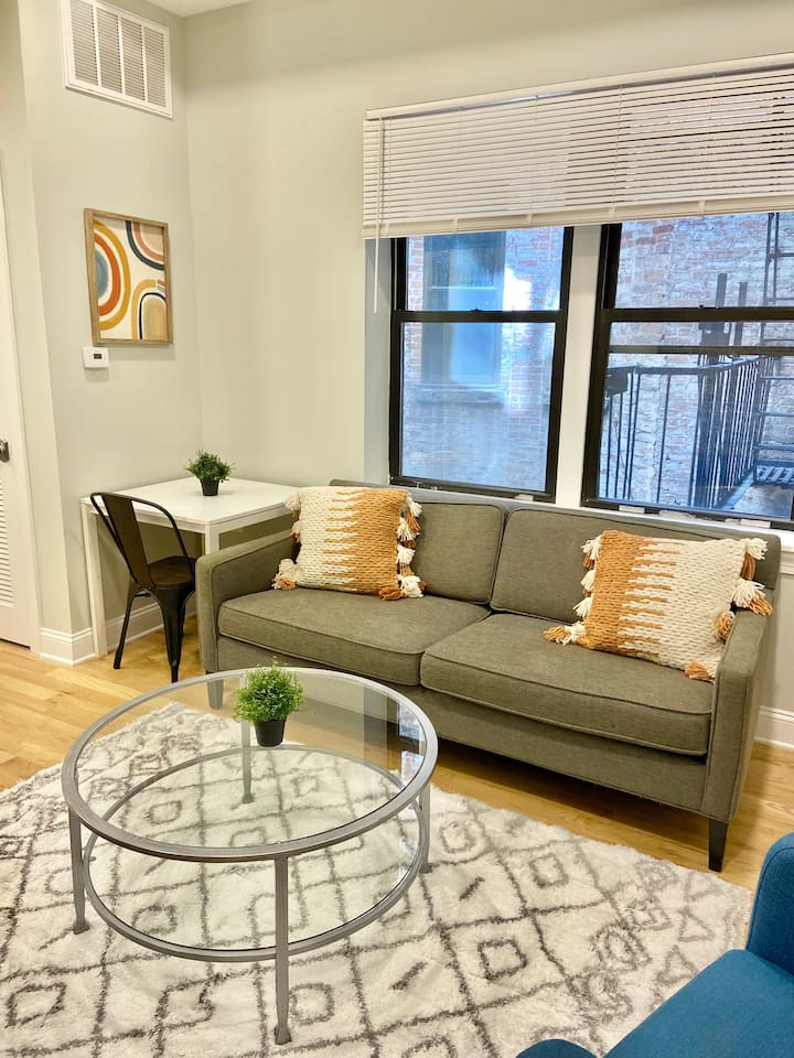 417- 2 Bed Exposed Brick Hoboken Apt! - Hoboken, NJ