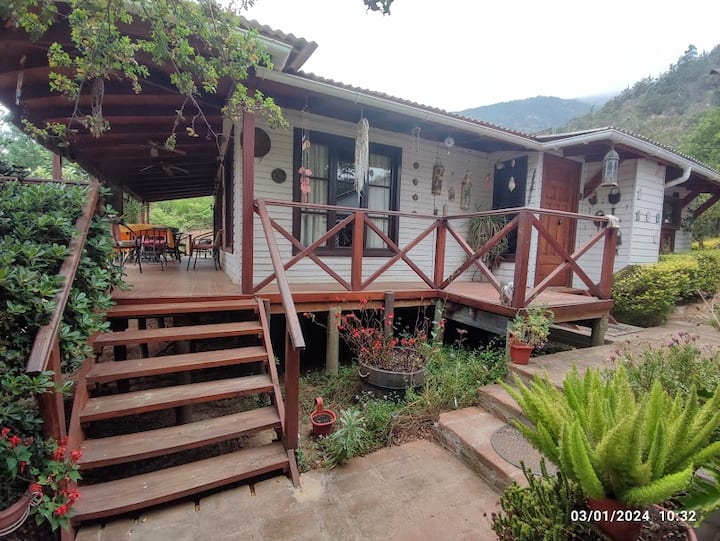 Casa De Campo Con Gran Piscina. Familiar - Limache