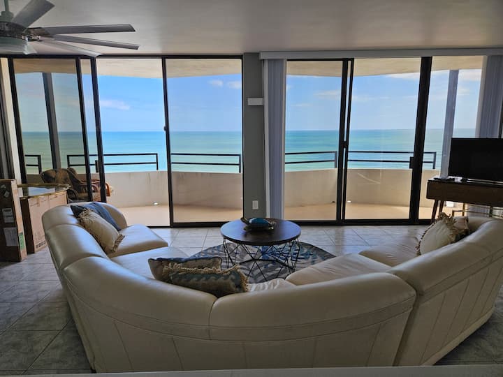 Superb Beachfront Balcony Condo Heated Pool - 戴通納海灘