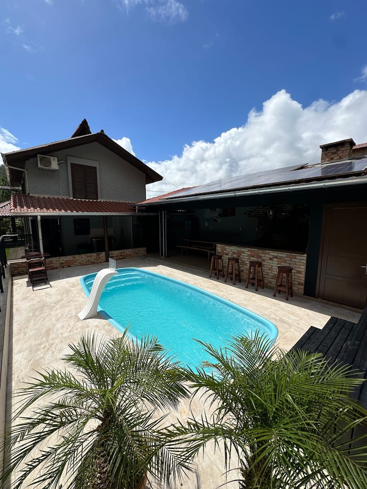 Casa A 250m Da Praia •10min Beto Carrero - Navegantes