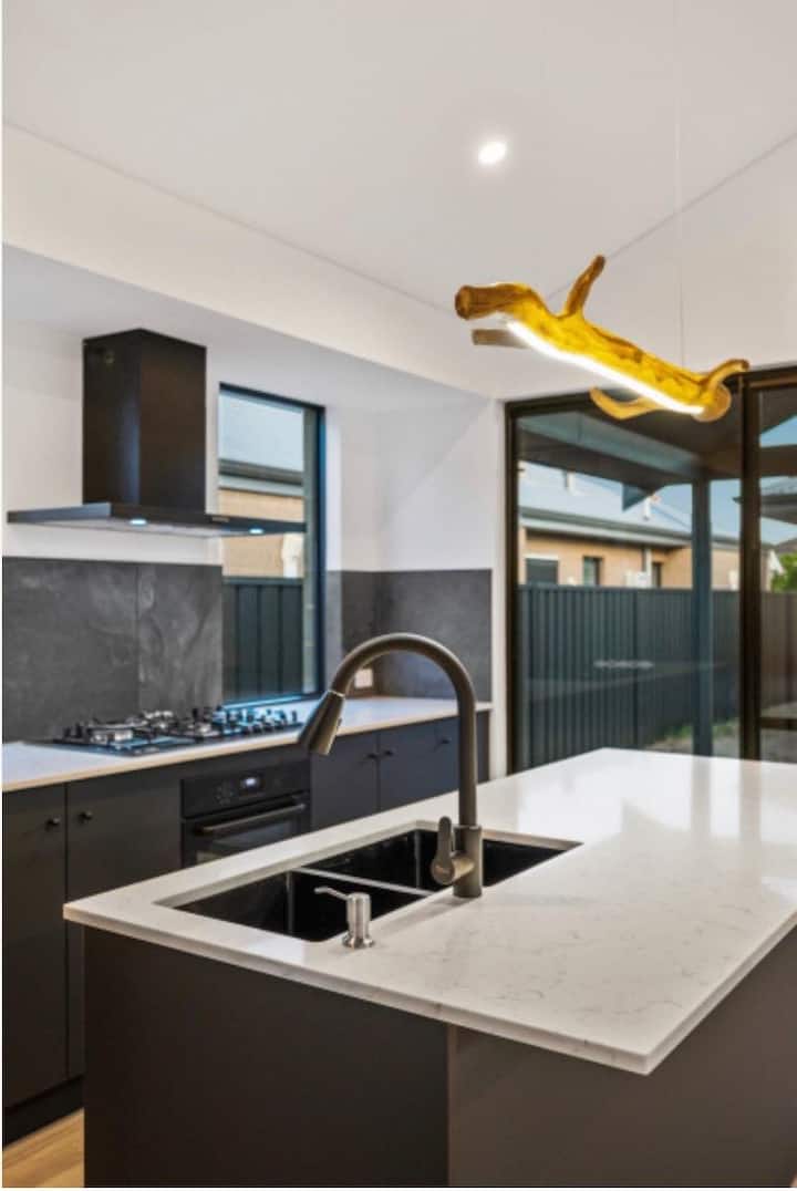 Private Bathroom!cosy•stylish Bedroom - Swan River