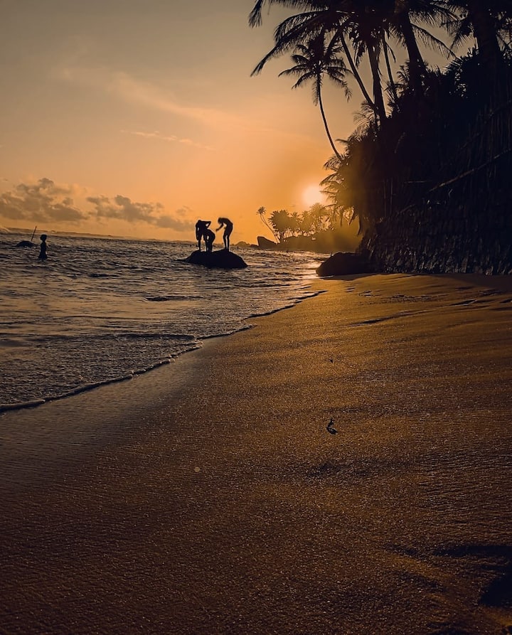 Shiny Villa - Sri Lanka