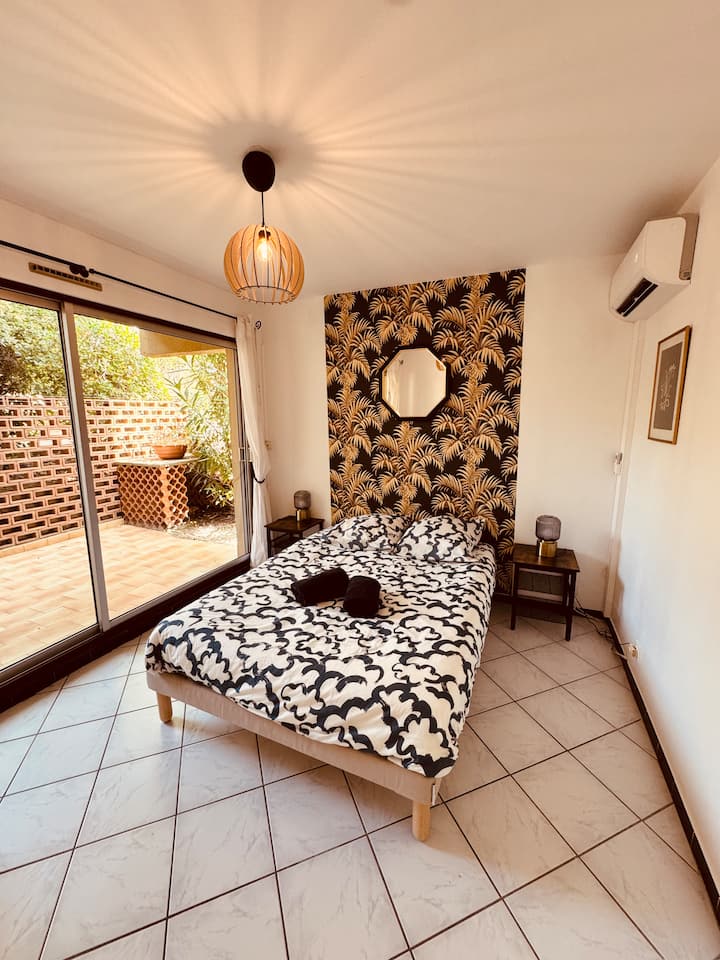 Grand T2 Piscine Clim Parking & Complexe Ludique - Bormes-les-Mimosas