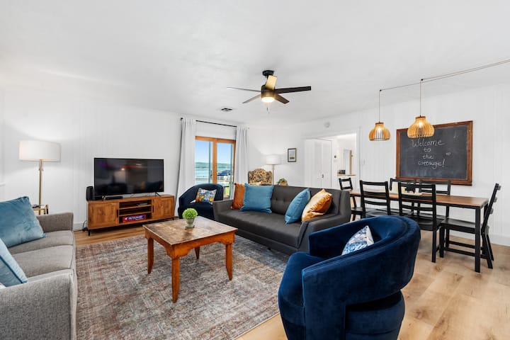 Snowy Lakeside Winter Escape Near Petoskey - Burt Lake, MI