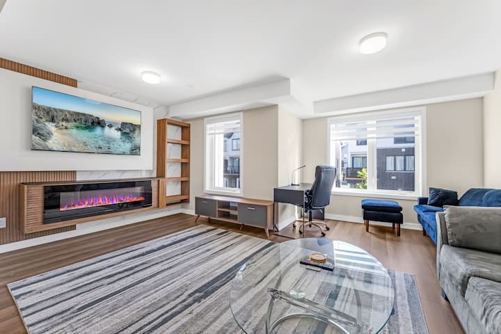 3 Bed + 2.5 Bath, Townhouse In Ottawa - Kanata