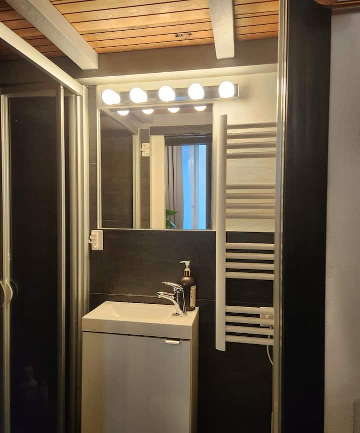 Studio Paris Centre Jourdain - Paris