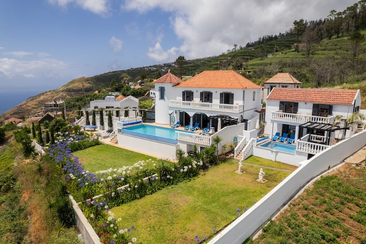 Blue Sea Tower & Guest Villa. Private Heated Pool - Porto Moniz