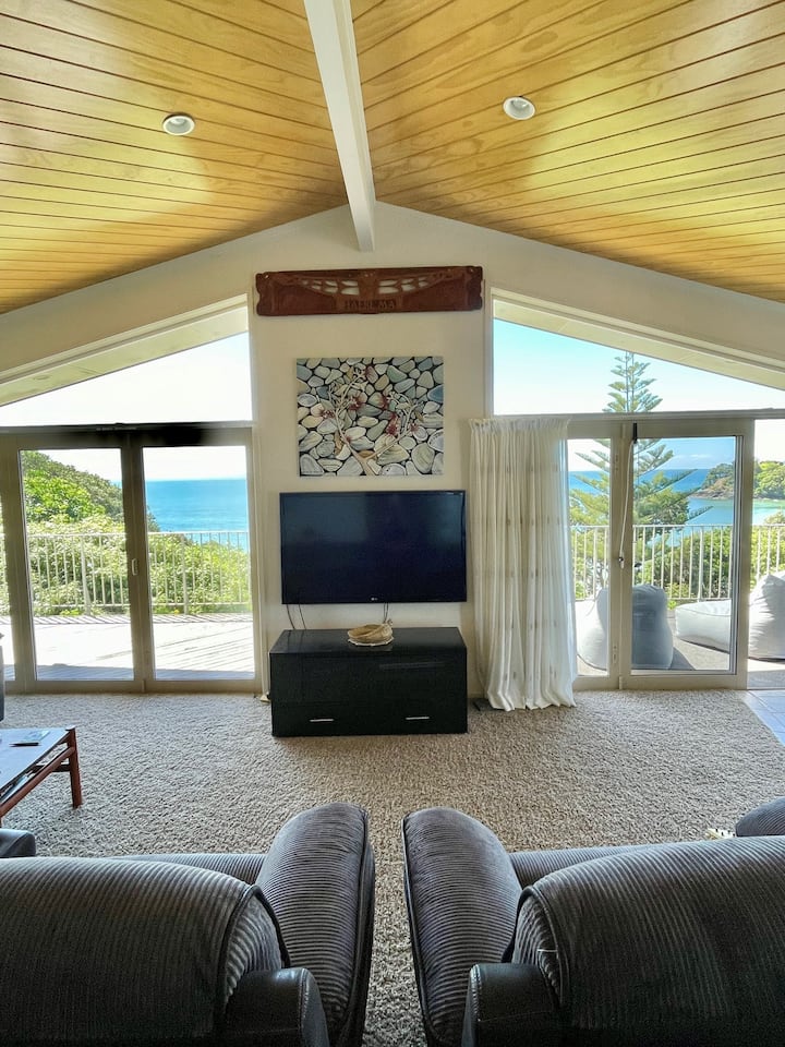 Davinas - The Beach House - Mangōnui