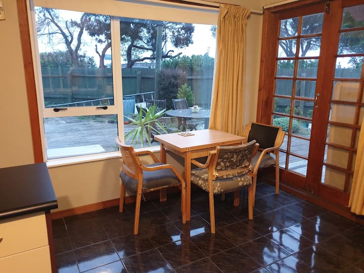 #1 River View Guest House In New Brighton - New Zealand