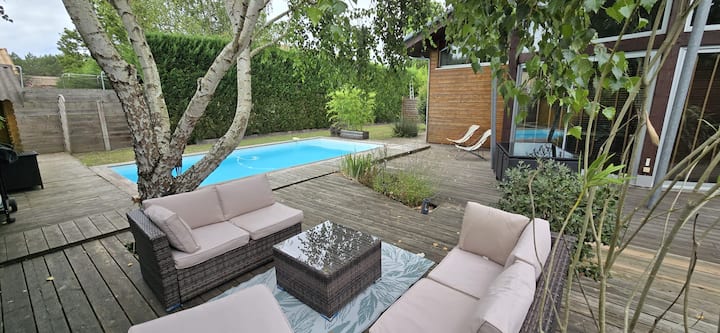 Villa De Charme, Avec Piscine - Le Porge