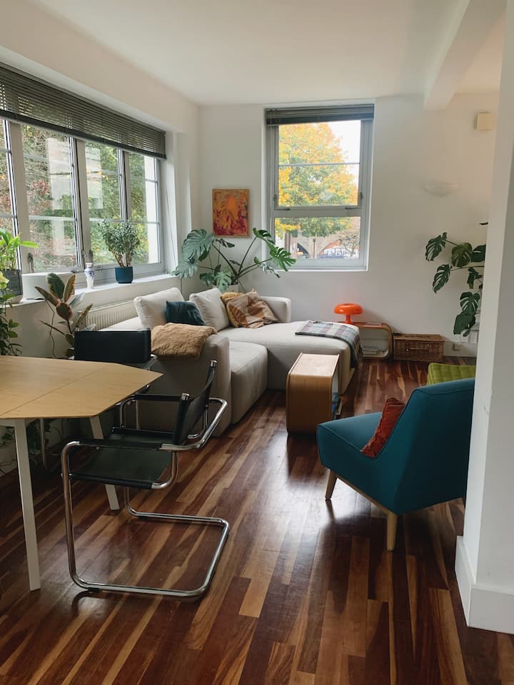 Light-filled Flat In East London - London