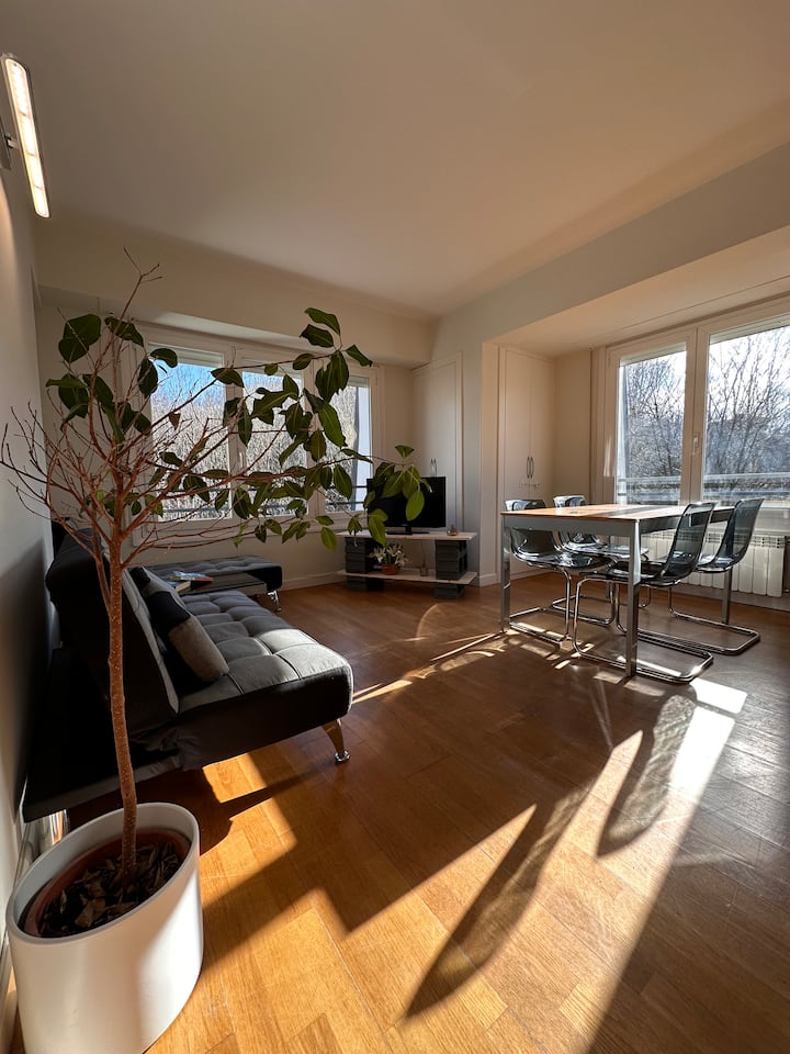 Appartement à 5 Mins De La Plage + Parking + A/c - Hernani