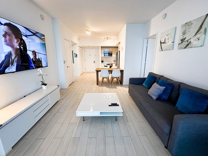46 2bd Ph Nice View 31 Floor - Hallandale Beach, FL