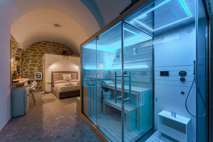 Anima Suite: Sauna, Jacuzzi, Bain Turc Et Cuisine - Ischia