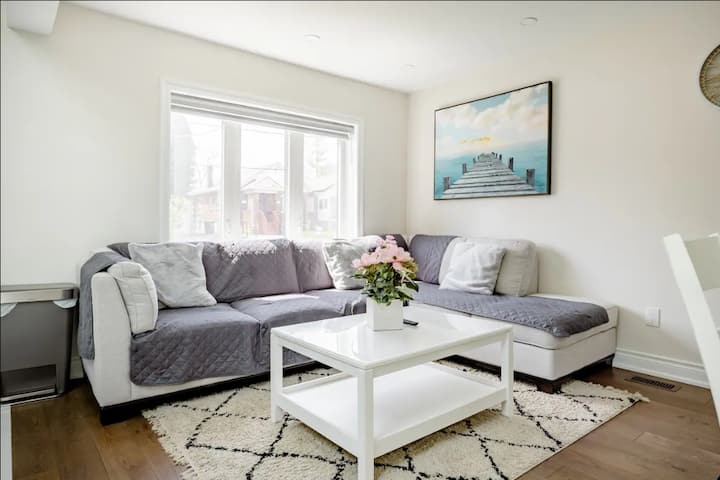Bright And Cozy Home! - Toronto