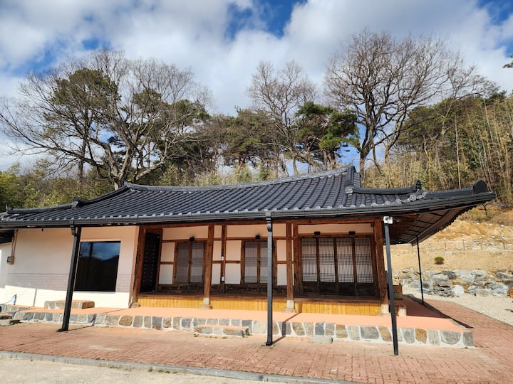 전통 한옥 펜션 한가온 - 규암면