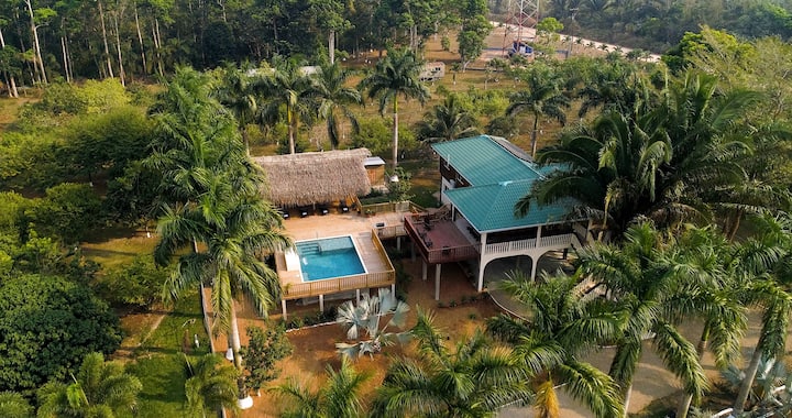 4 Bedroom Jungle Estate Near Placencia Peninsula - Belize