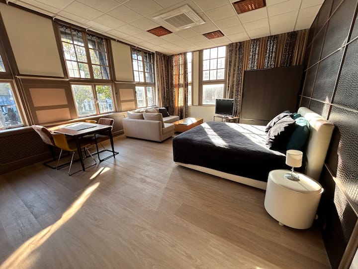 Stijlvolle Zelfstandige Studio S1, Hartje Centrum - Dordrecht