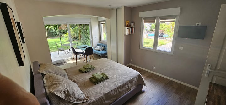 Studio Climatisé Avec Terrasse Sous
Tonnelle - Blanquefort