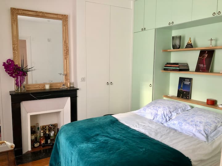 2 Pièces à Deux Pas Du Centre De Paris - Paris